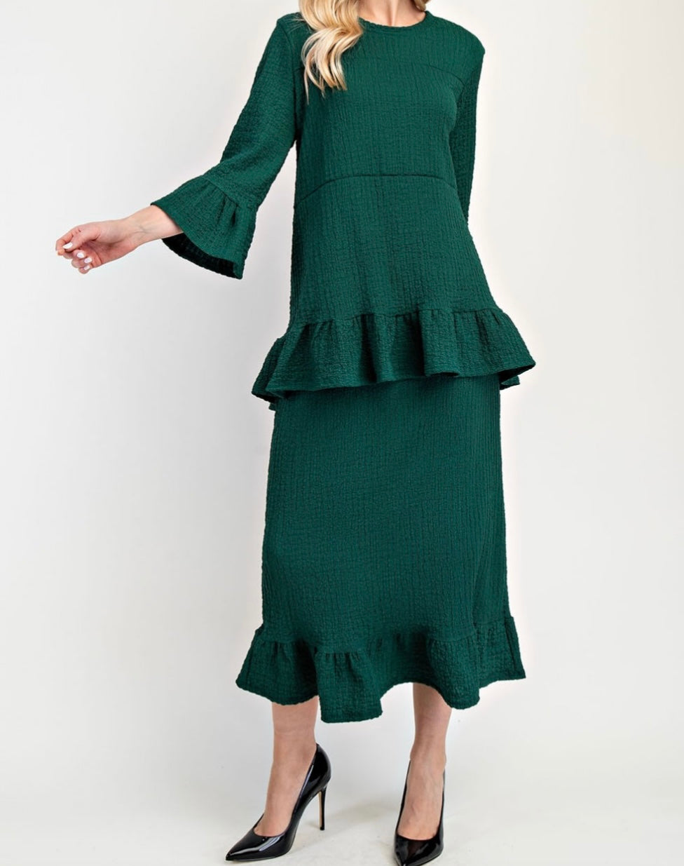 Liza Lou's Monique Textured Fabric Hunter Green Tunic Top